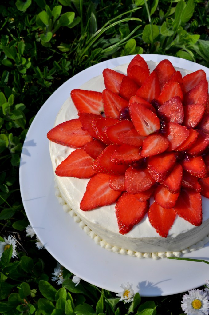 Zemeņu torte – Cepam.lv